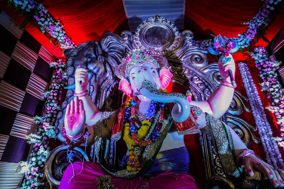 The Roots of the Yinzer Identity: A Journey Through Pittsburgh's Cultu ...