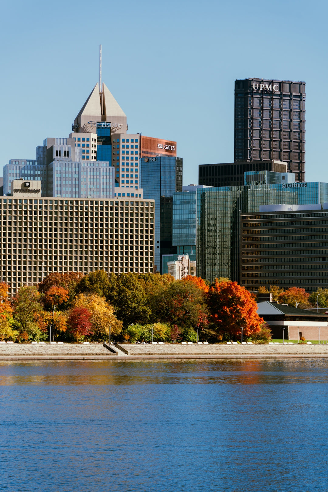 The Evolution of Yinzer Culture in Pittsburgh: A Historical Perspective – YinzerShop